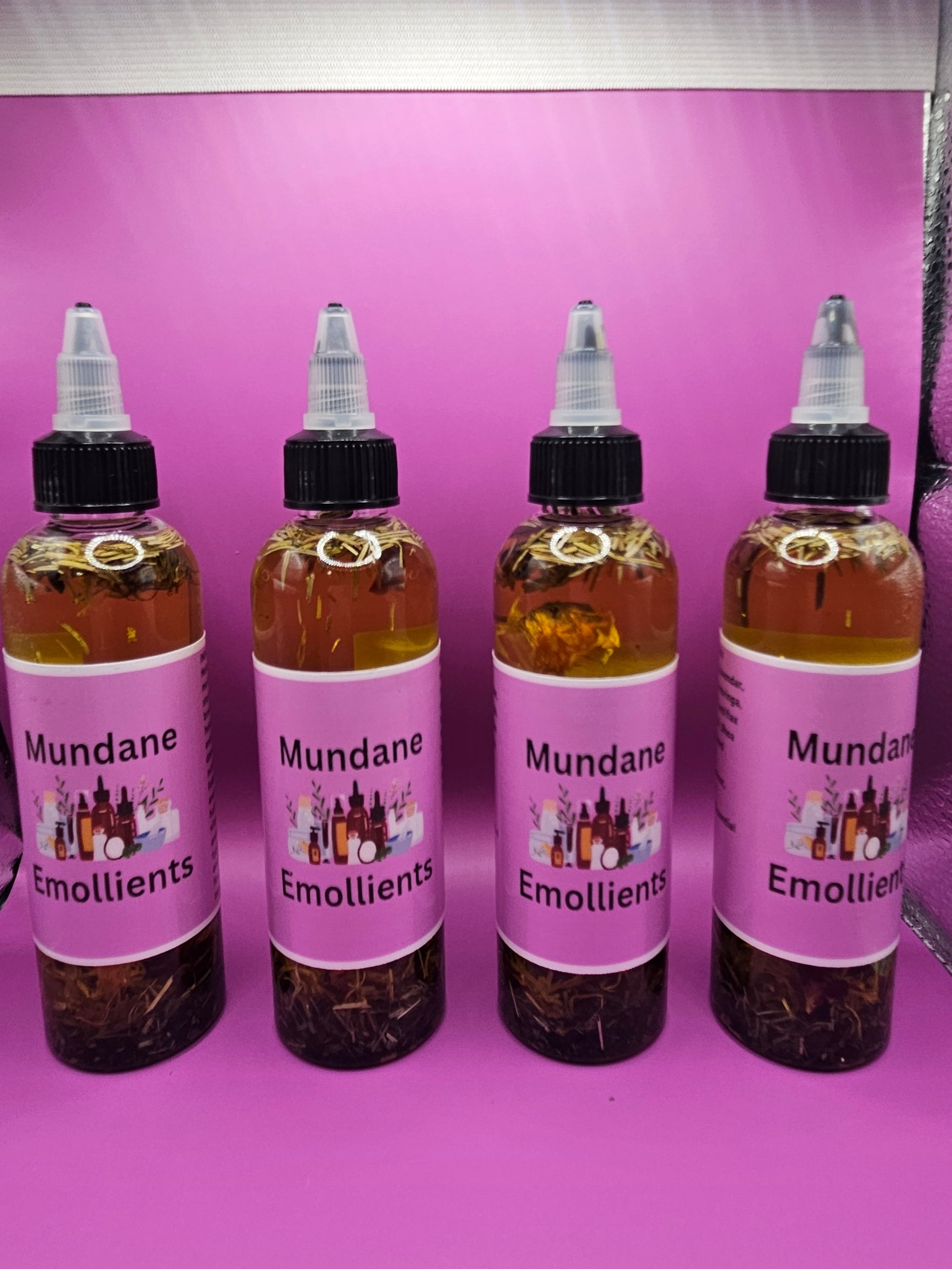 Corrective Hair Oil | Mundane Emollients